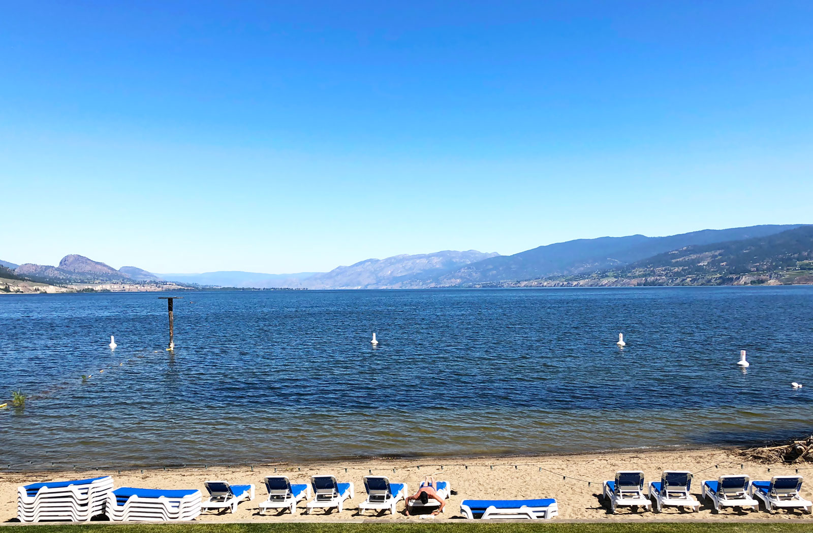 Seasonal — Private Beach and Marina - Penticton Lakeside Resort